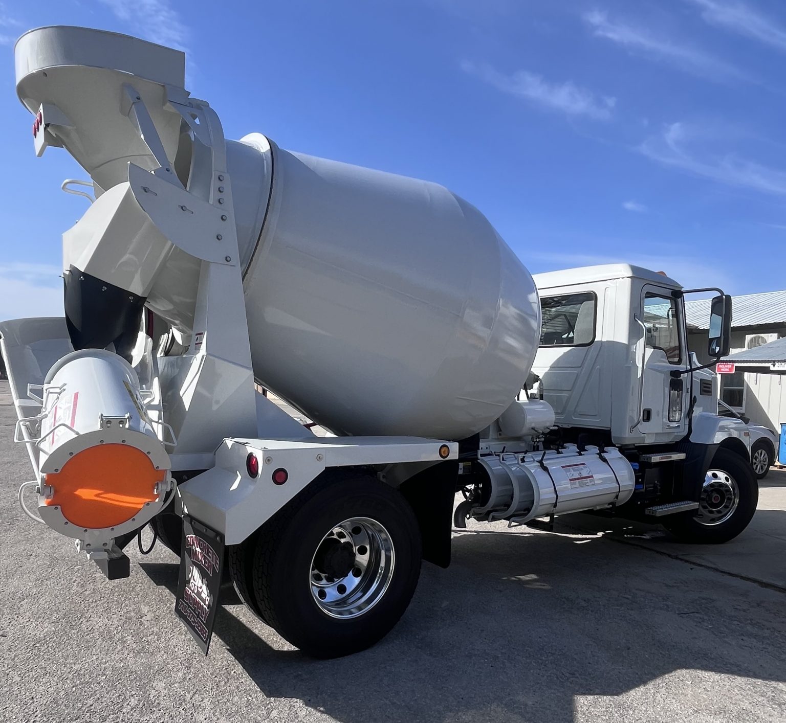 Mack MD742 4 Yard Mixer Body – Mixer Mike