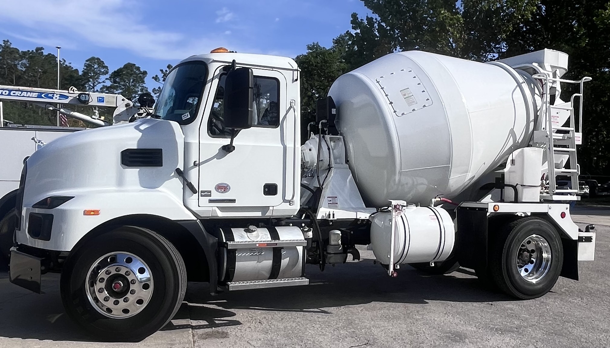 Mack MD742 4 Yard Mixer Body – Mixer Mike